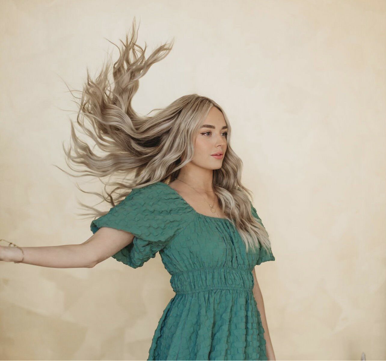 Camille Munday - Dulcedo